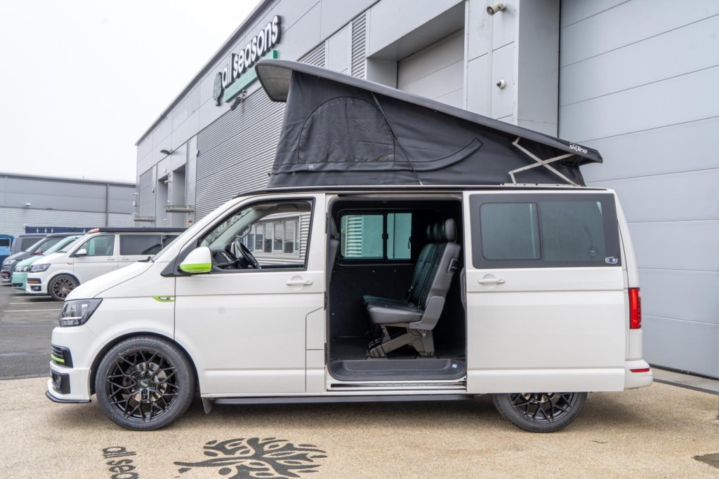 2017 Volkswagen Transporter Combi Van (2015 - 2020) Campervan For Sale ...